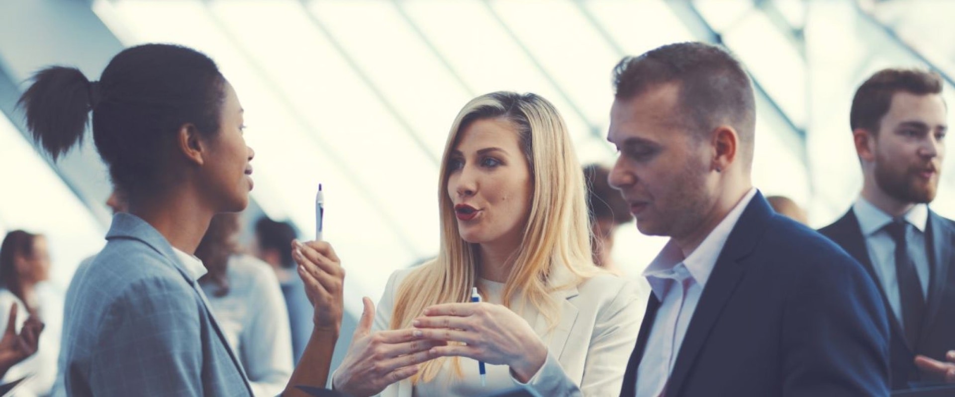 A Comprehensive Guide to 6 Types of Networking Events